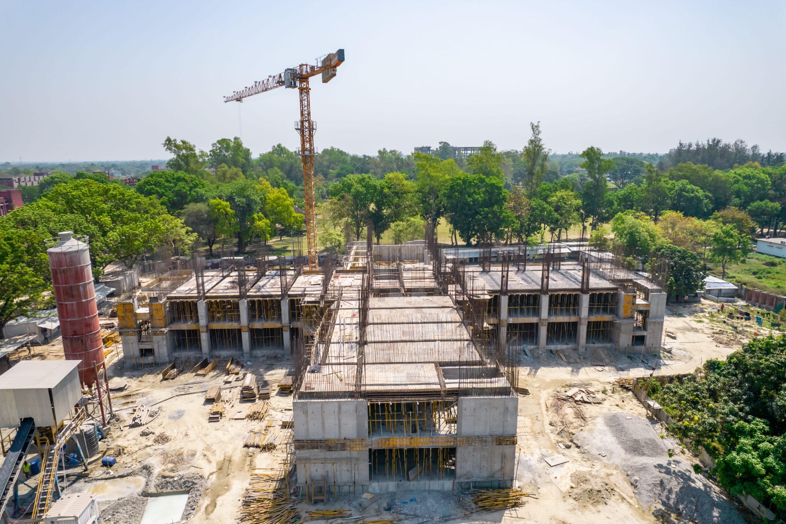 Construction of 20 Storied Central Science Building – Mazid Sons